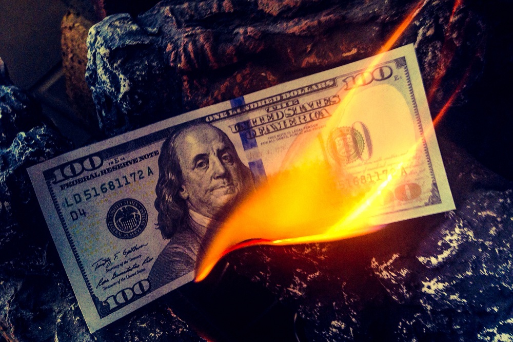 Por que o dólar está barato? Entenda aqui! - PortalFinança.com